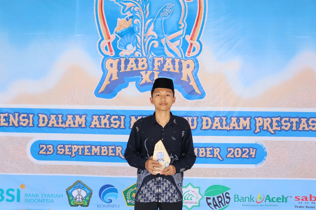 Santri Pesantren Imam Syafii Kembali Ukir Prestasi di RIAB Fair XI 2024 - Pesantren Imam Syafii
